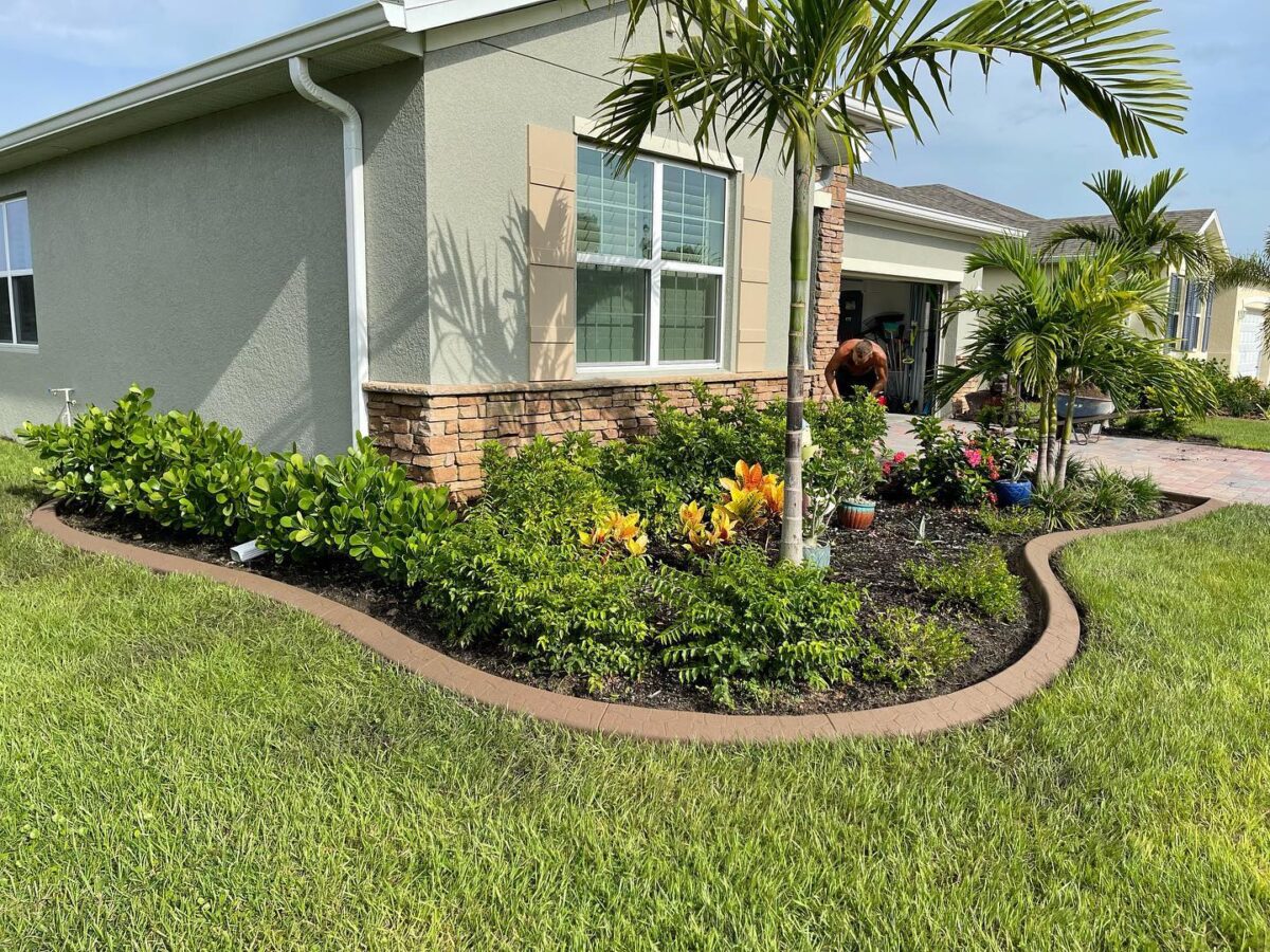 Landscape Curbing - Surface Pro Concrete Solutions - Landscape Curbing ...